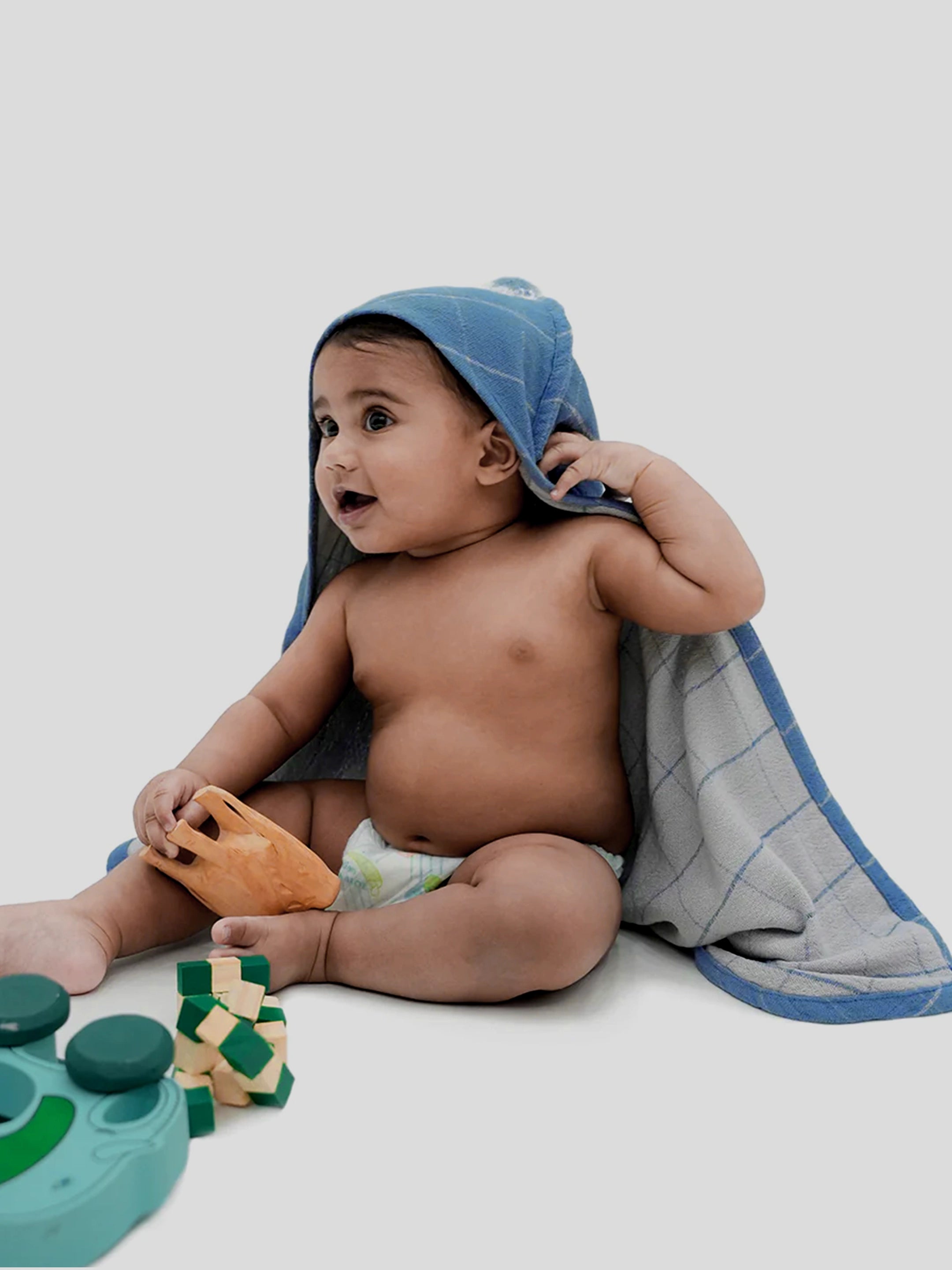 Somersault - Banana Double Cloth Baby Towel Set- Blue | Soft ...